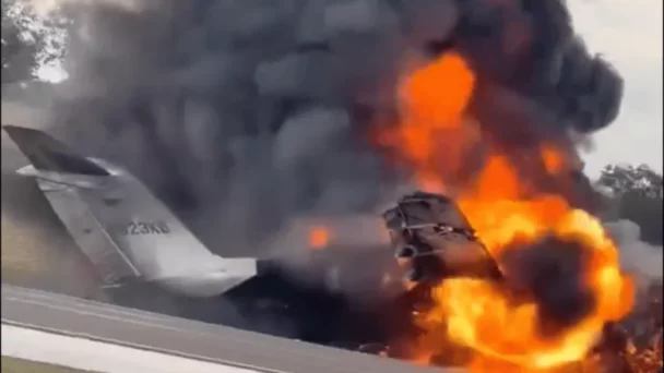 Mueren dos personas al estrellarse una avioneta en Hawái Mueren dos personas al estrellarse una avioneta en Hawái